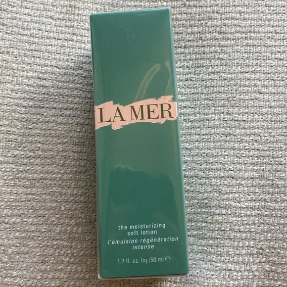 La Mer | Makeup | La Mer The Moisturizing Soft Lotion | Poshmark